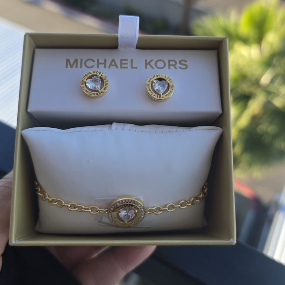 Michael Kors | Accessories | Michael Kors Gold Jewelry Set With ...